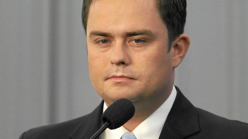 "Niszczą Lecha Kaczyńskiego nawet po śmierci" - Wiadomości
