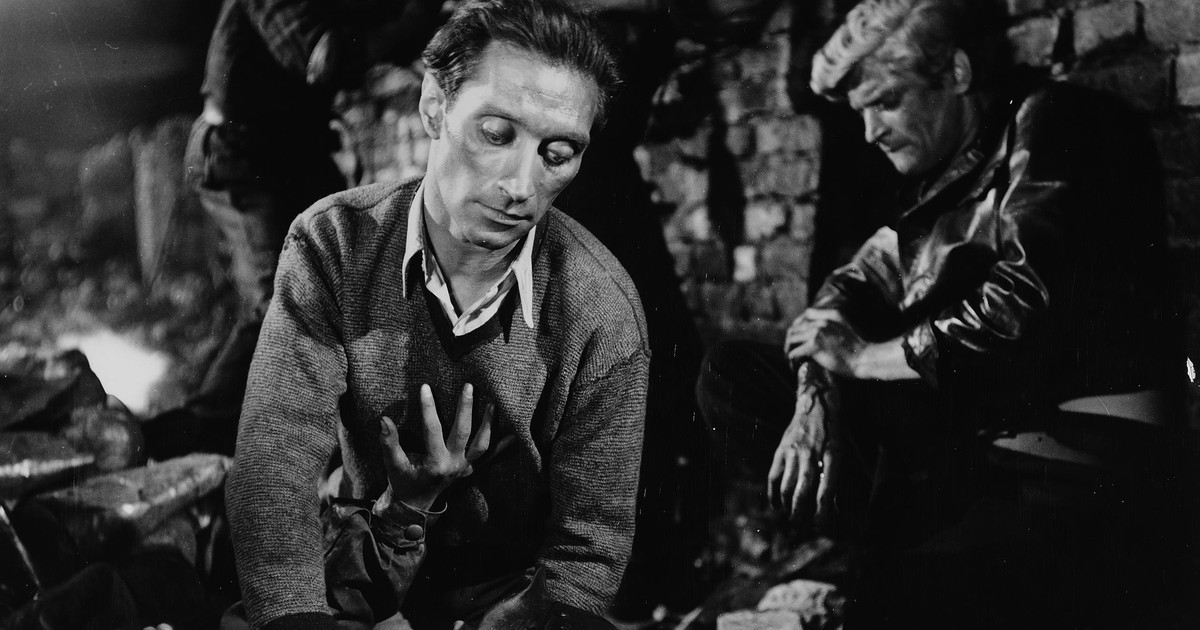 Vladek Sheybal miał fascynujące życie. Grał w Bondzie i "Szogunie"