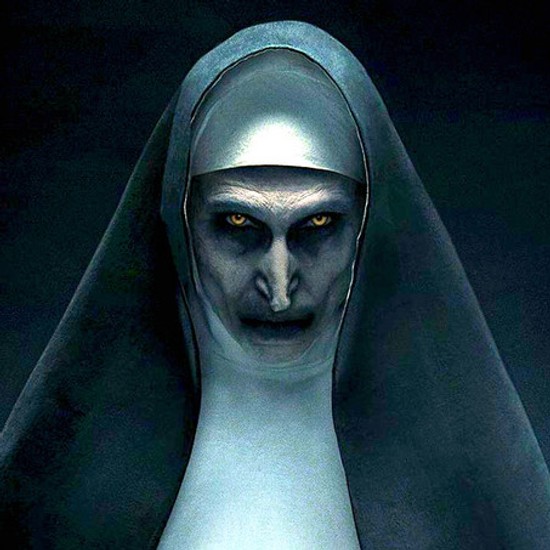 Widziałam horror "Zakonnica" – czy naprawę jest tak straszny?