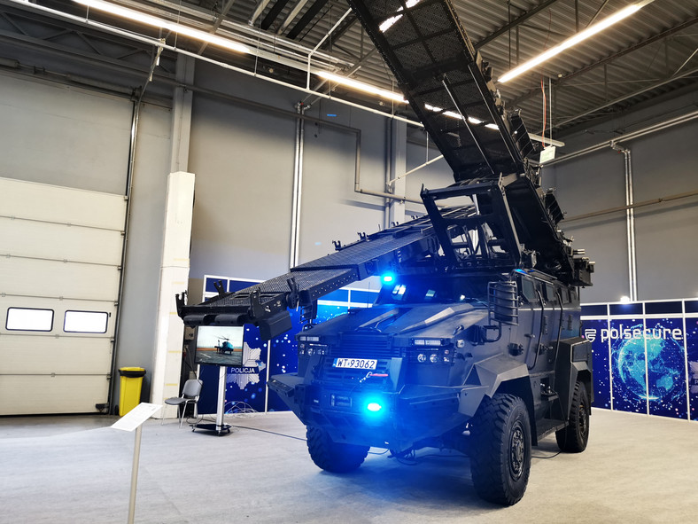 Byliśmy na nietypowych targach Polsecure. Tym nas śledzą, łapią, chronią