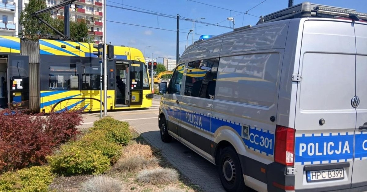 Toruń: wypadek tramwajów na os. Młodych, 13 osób rannych
