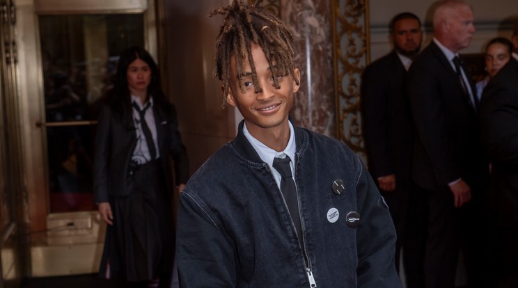 Will Smith 25 éves fia, Jaden megcsalta gyönyörű barátnőjét - Blikk