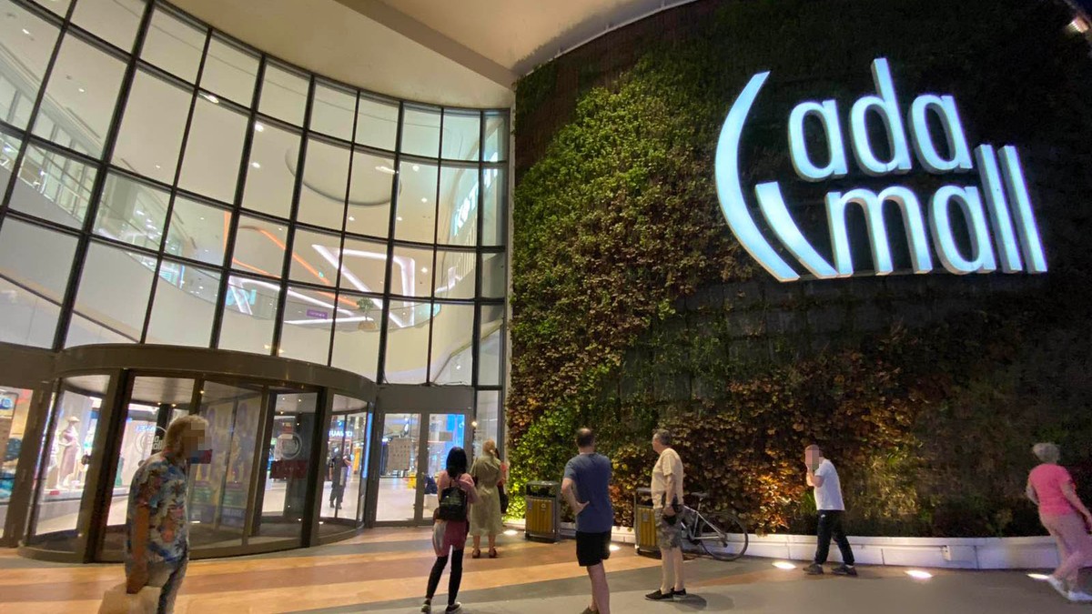 Evakuisan "Ada Mol" u Beogradu: Posetioci zamoljeni da se upute ka ...