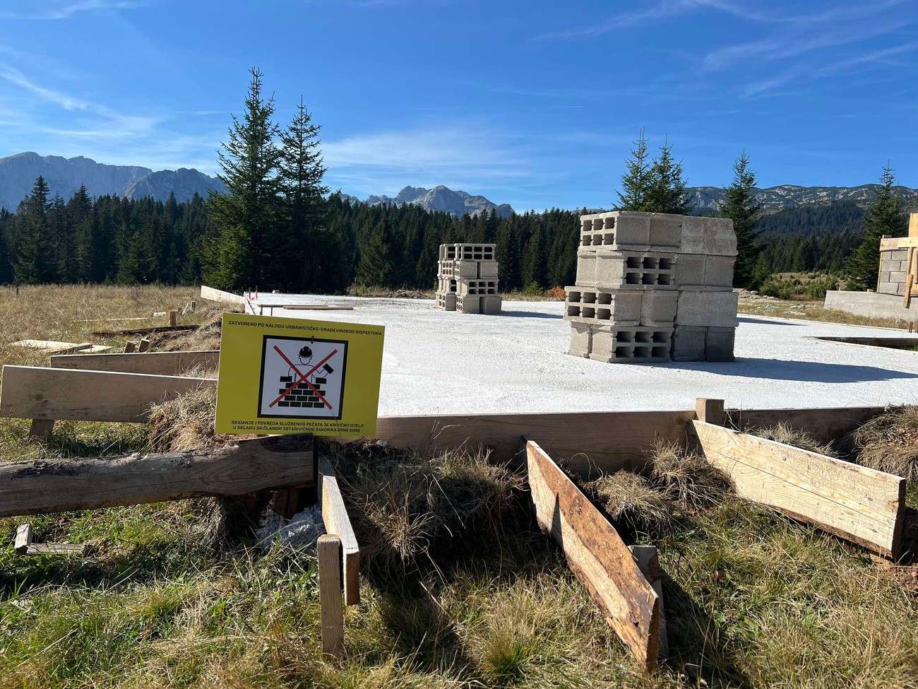 Haos na poznatoj planini, nelegalni objekti niču kao pečurke