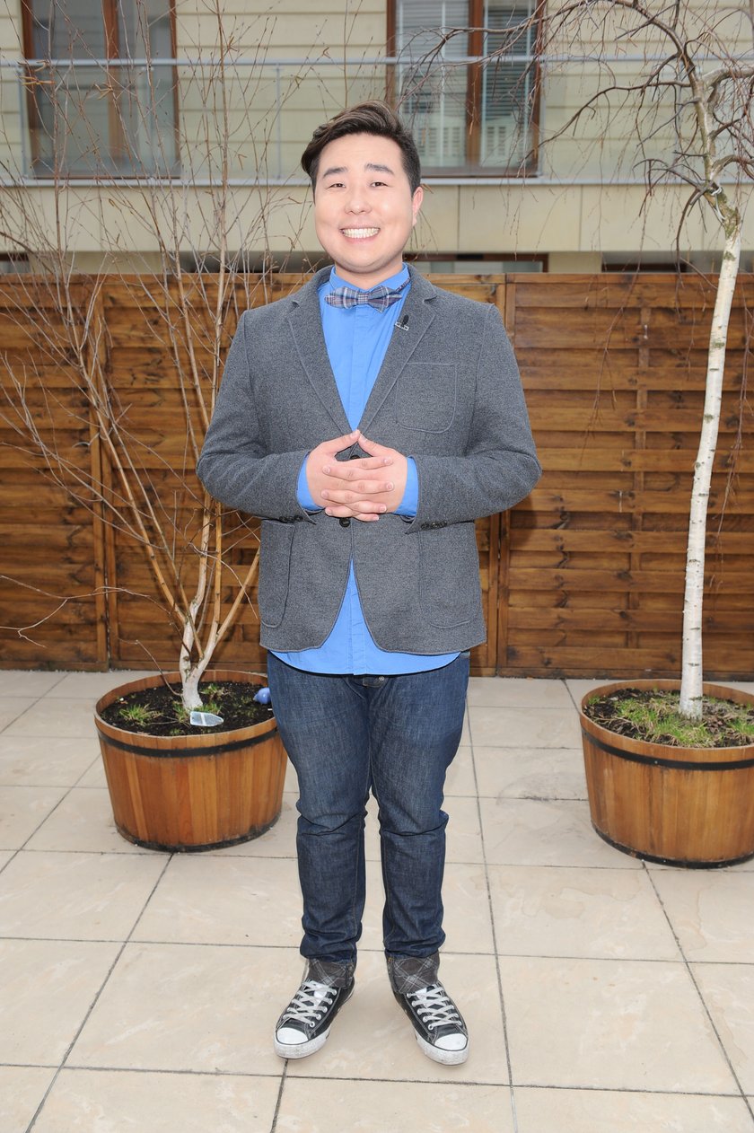 Bilguun rozebrał się na scenie u Jandy!