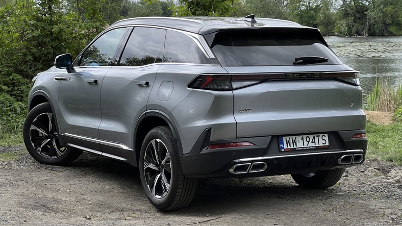 Test BAIC Beijinga 7. W tym dużym SUV-ie z Chin sprawdza się tylko ...