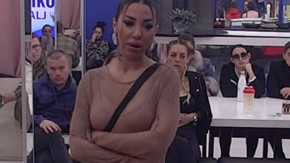 Aneli se javno izvinila Janjuševoj ženi nakon što se on vratio u rijaliti Zadruga 7 Elita - Blic