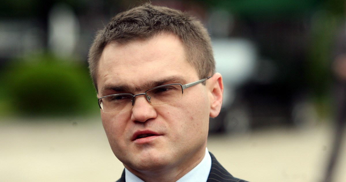 "Gen. Parulski może wyjaśnić wątpliwości dot. sekcji zwłok" - Wiadomości