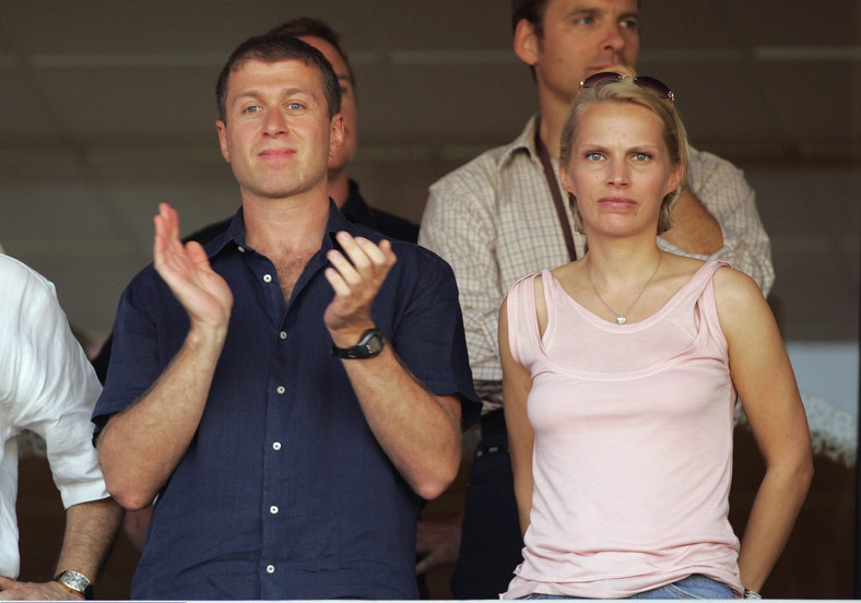 Roman Abramowicz był nazywany "kasjerem Putina". Dziś to właściciel ...