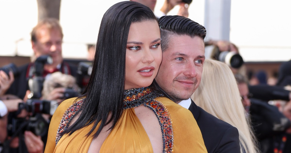 Adriana Lima powitała na świecie dziecko. Znana płeć i imię - Plejada.pl