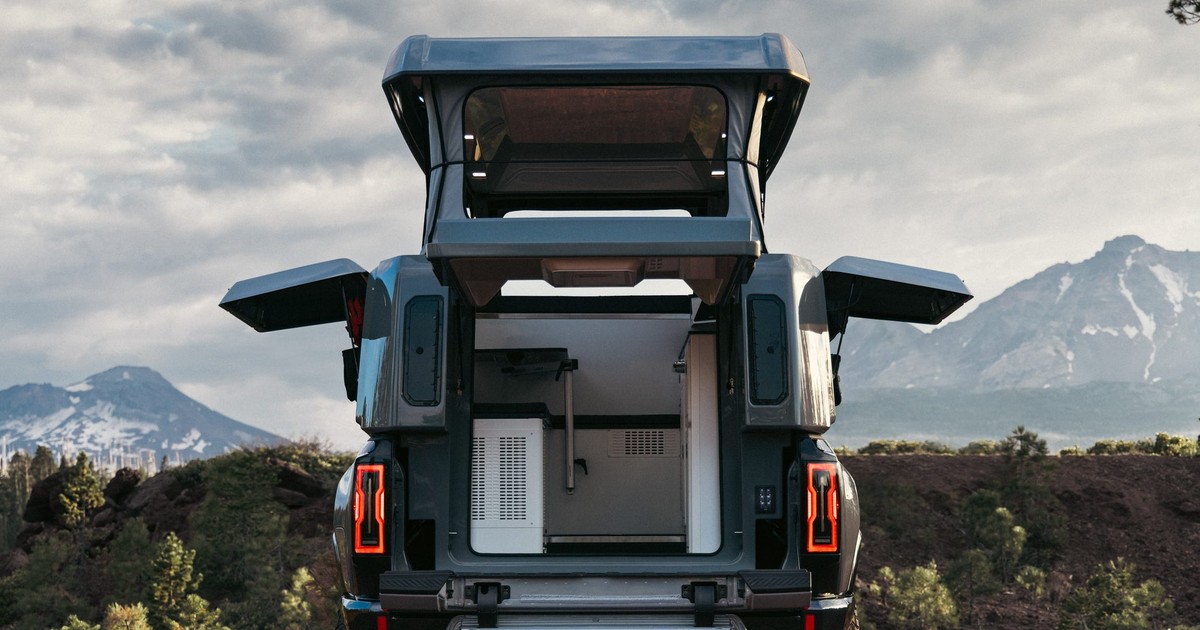 Luxury overland vehicle maker EarthCruiser has teamed up with GMC to ...