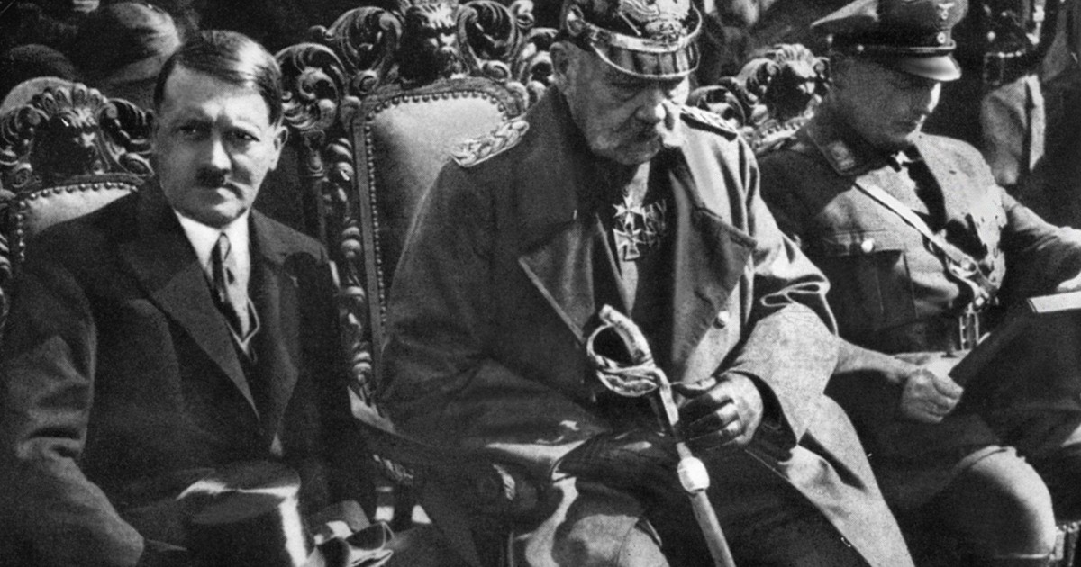 Licytacja pamiątek po Adolfie Hitlerze. Izraelska fundacja otrzyma z ...