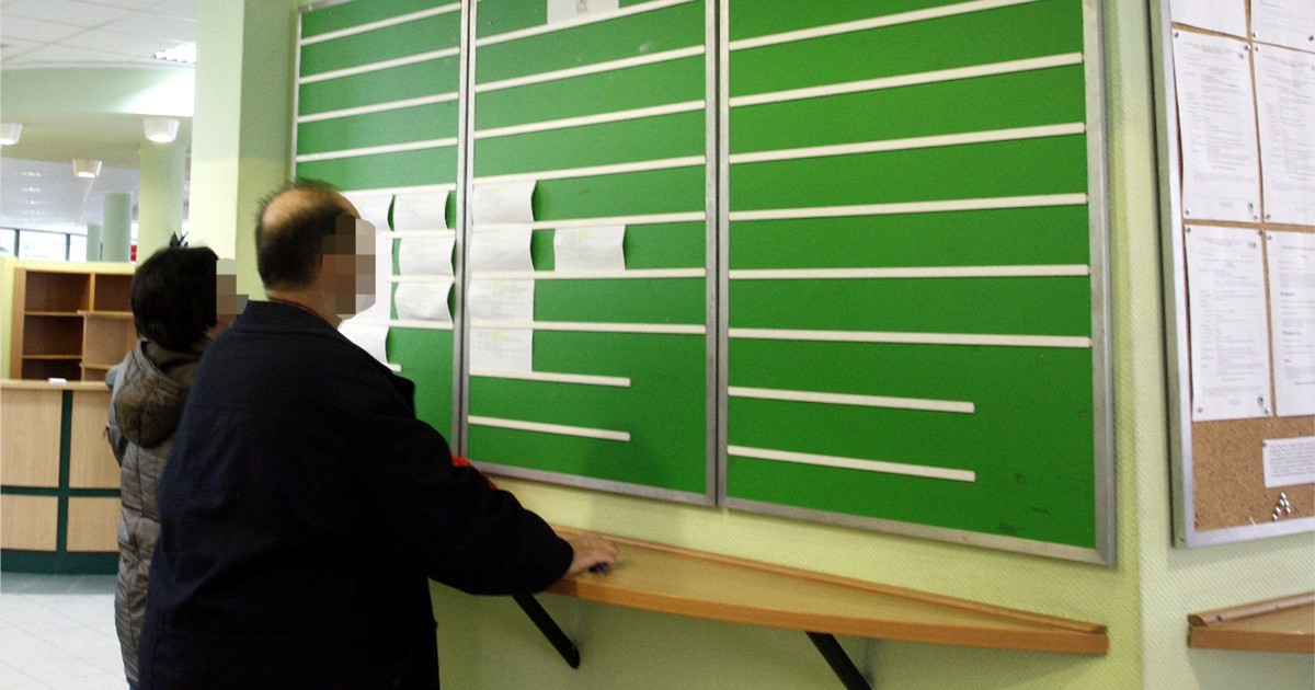 Bezrobocie w Polsce. Sprzedawcy i fryzjerzy mają taki problem