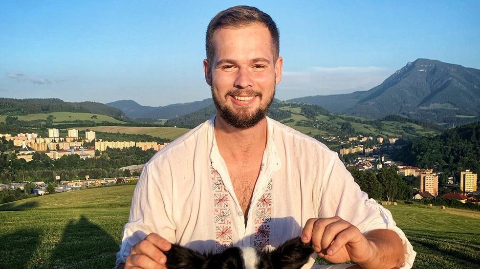 Fero Joke priznal obavy: Odsťahuje sa obľúbený komik zo Slovenska ...