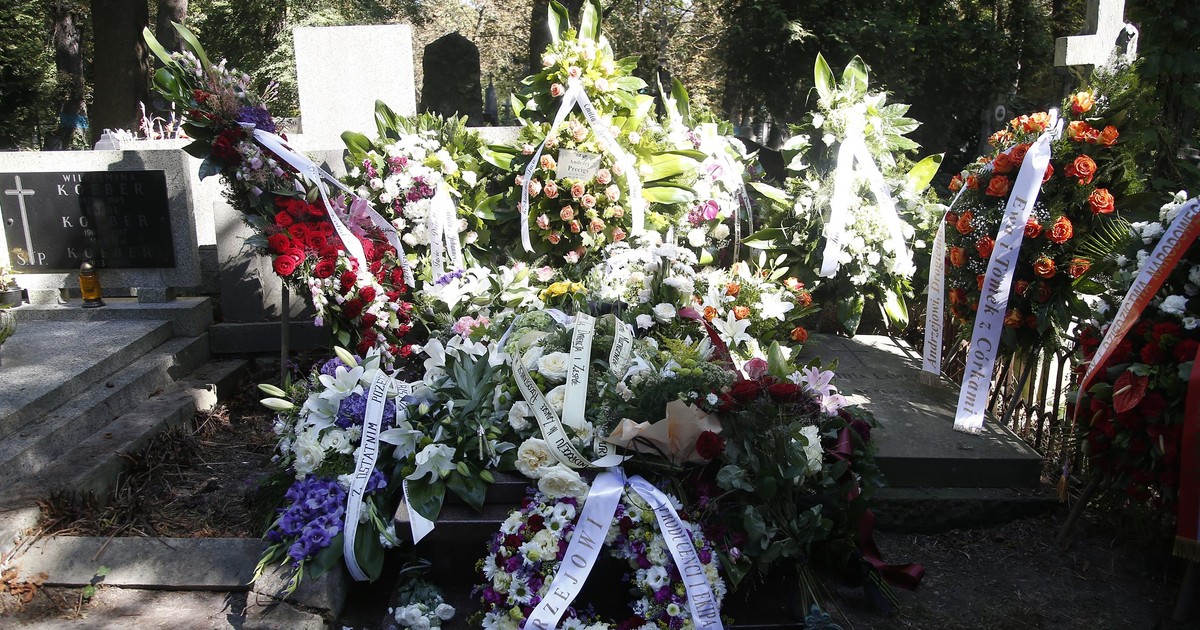 Piękny gest przyjaciół na pogrzebie aktora "M jak miłość" Andrzeja Precigsa