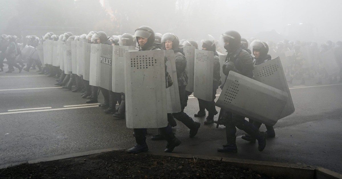 Kazakhstan shut down the internet as violent fuel-price protests rock ...