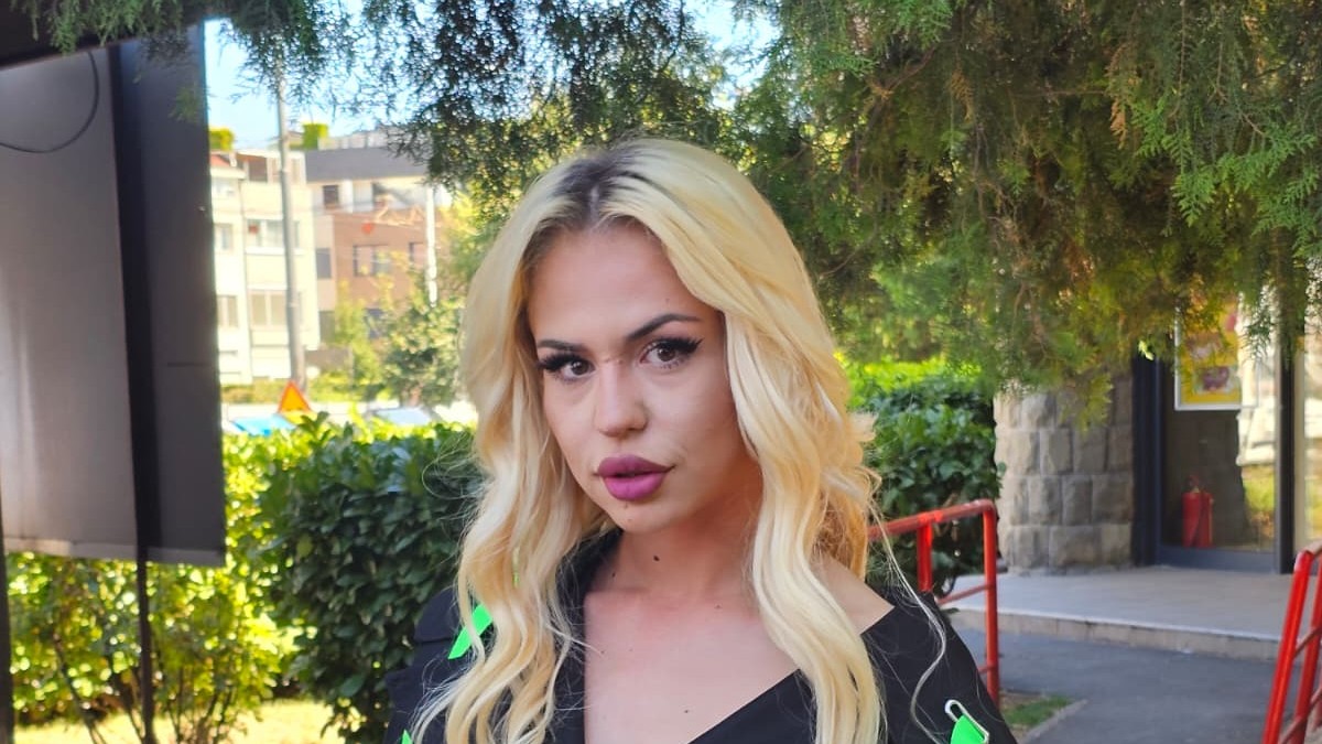 Rea Anđelković sa Farme ulazi u Elitu 9: "Operisala sam lice pred ulazak" - Blic