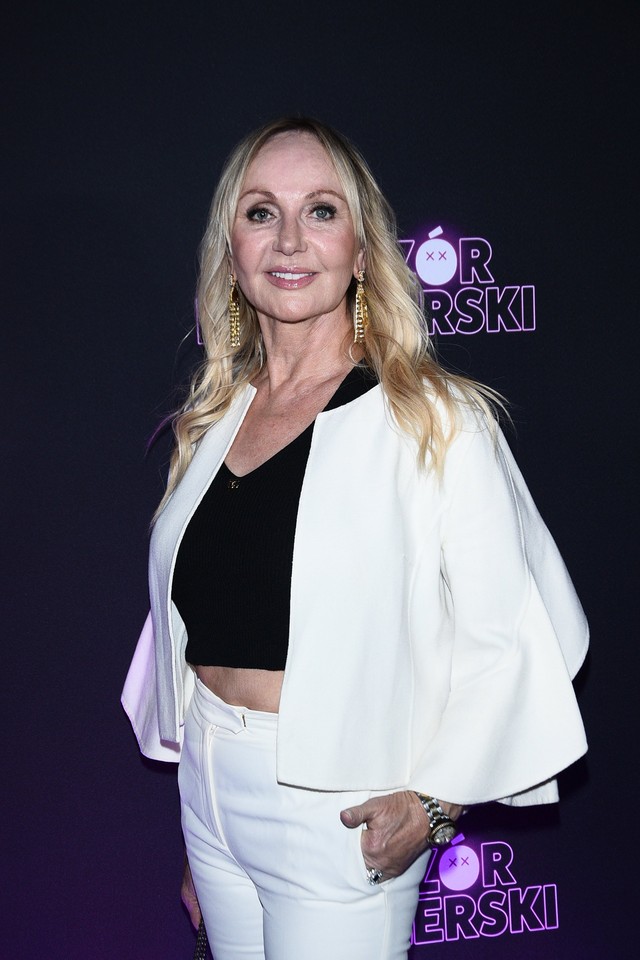 Joanna Opozda w dziewczęcej bieli. Sylwia Gliwa zaskoczyła śmiałym ...