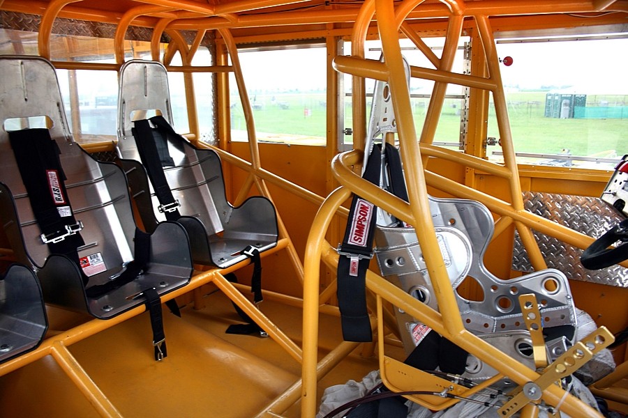 Gimbus o mocy 42000 koni mechanicznych - Facet