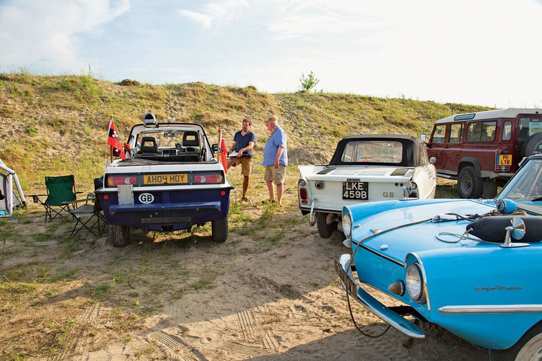 Pływające samochody - Dutton Surf, GAZ-46, Amphicar XL, Beijing Jeep i ...