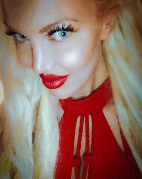 Isis Gee szokuje wyglądem. Jak się zmieniła? - Plejada.pl