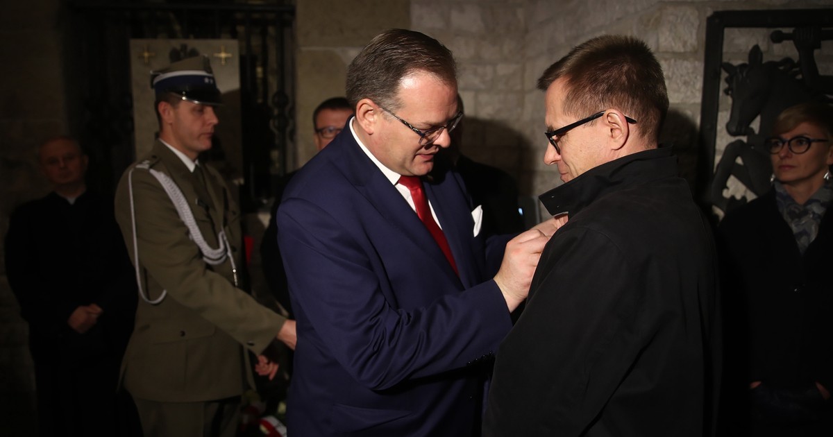 Kraków: Marek Bik odznaczony medalem "Pro Patria" - Wiadomości