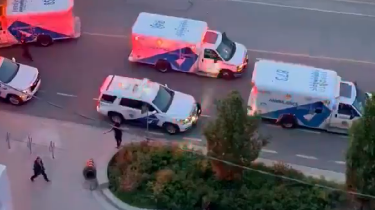 Pucnjava u Torontu: Ima mrtvih i ranjenih, traga se za napadačem (Foto, video) - Blic