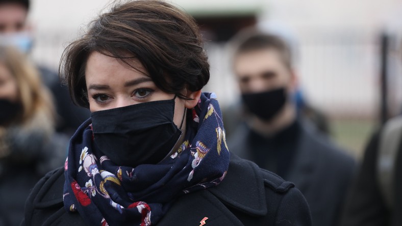 Żukowska: Warszawie by nie ubyło, gdyby była ulica im. pary ...