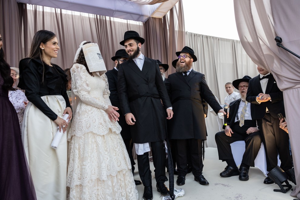 Exkluzív fotókon Köves Slomó lánya, Mushky esküvője - Blikk