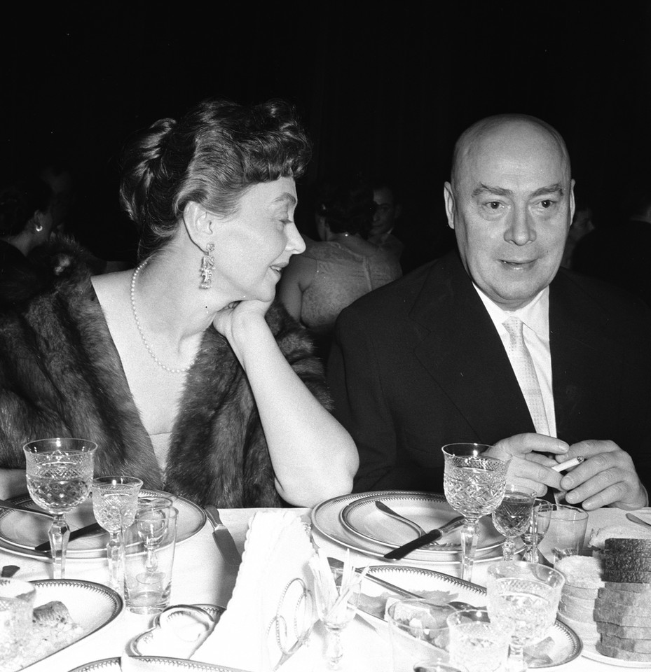 Legendy PRL. Nina Andrycz - dama polskich scen - Plejada.pl