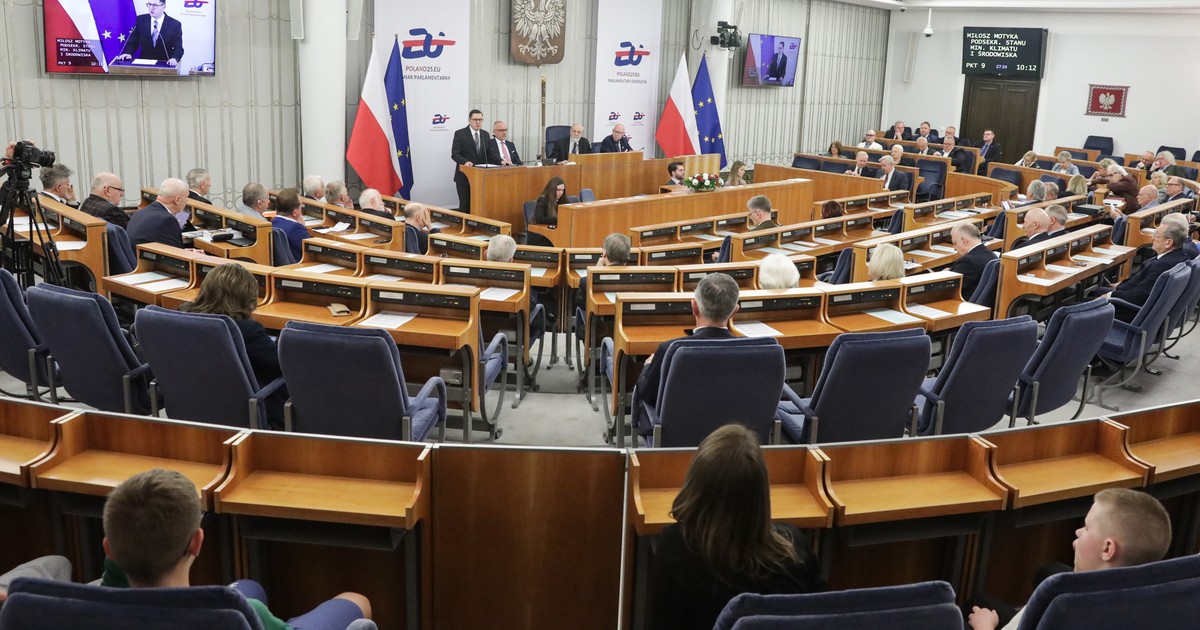 Senator Piotr Woźniak podjął decyzję. Odchodzi z Lewicy - Wiadomości