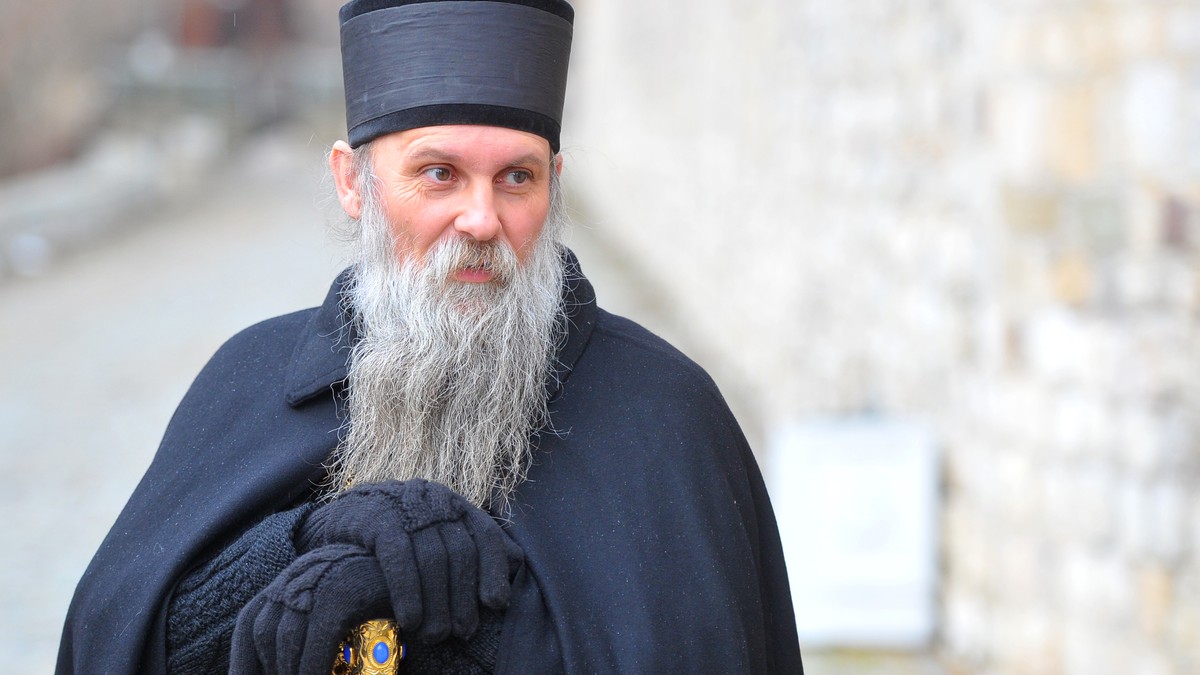 SRPSKI VLADIKA KOJI ĆE ODUŠEVITI I ATEISTE Jovan Ćulibrk je rok ...