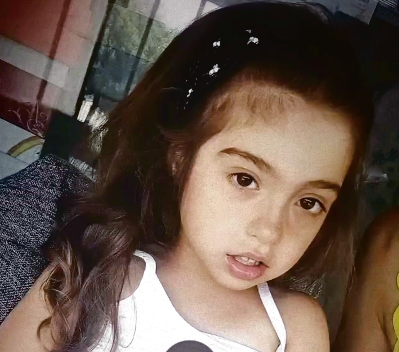 PRIZNATI UMETNICI SVIRAJU ZA ISKRU IZ BUJANOVCA Humanitarni koncert u ...