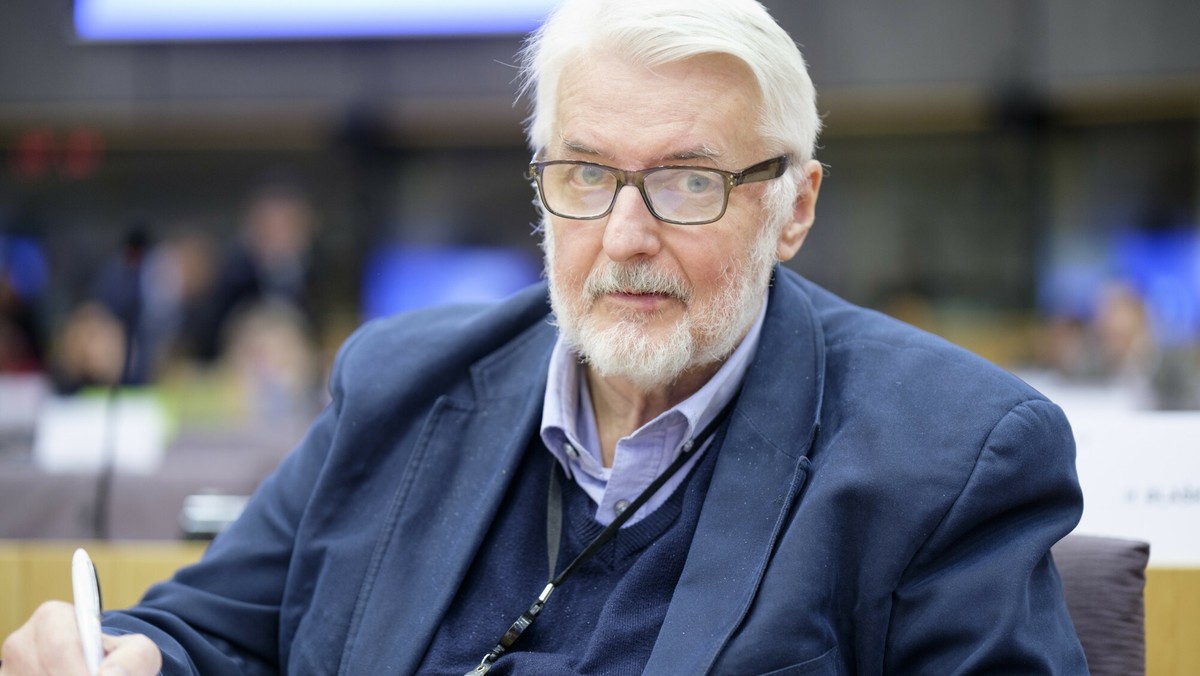 Witold Waszczykowski z PiS-u zmaga się z chorobą. "Bóg zabrał mi nogi ...