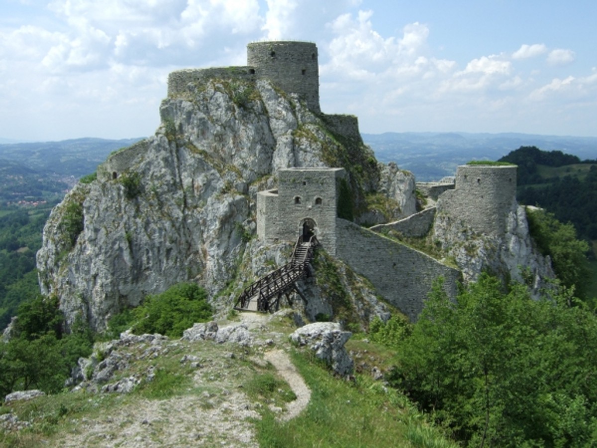 Najstariji srednjevekovni grad u BiH: Stara tvrđava (ne)iskorišteni ...