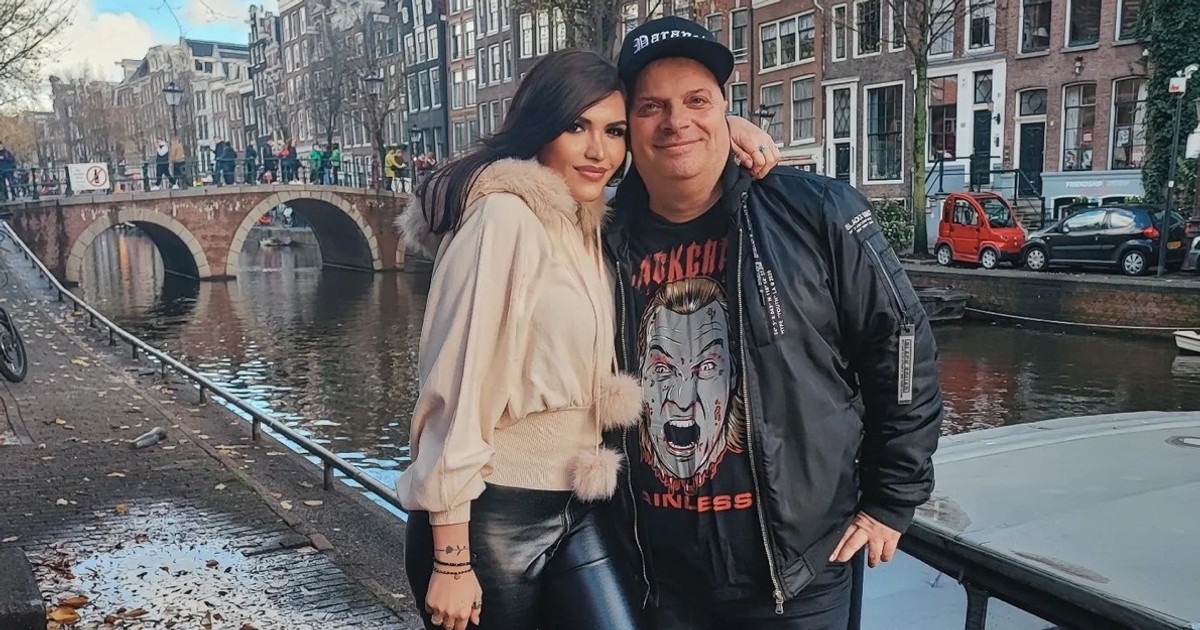 Skiba rozwodzi się z żoną i ma młodszą dziewczynę. Kim jest Karolina?