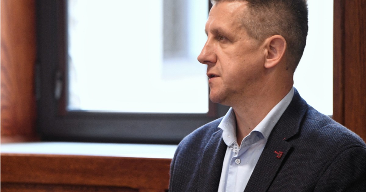 Jan Bury usłyszał dwa kolejne zarzuty korupcyjne - Wiadomości