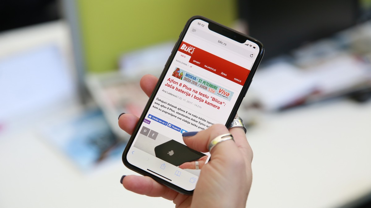 Kako da aktivirate skrivenu tastaturu na ajfonu da biste kucate samo ...