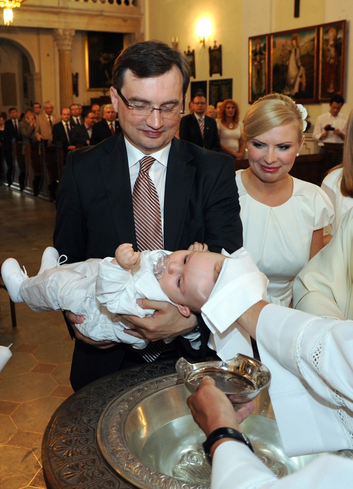 Chrzciny syna Zbigniewa Ziobry i Patrycji Koteckiej - Wiadomości