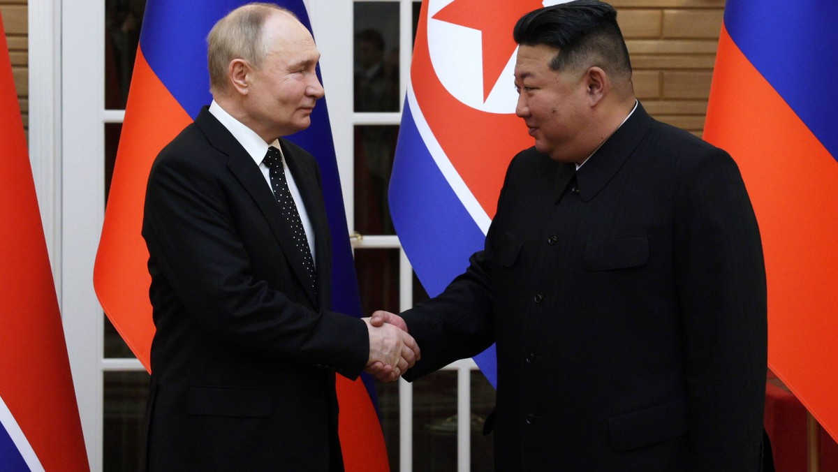 Władimir Putin dziękuje Kim Dzong Unowi. Władimir Putin dziękuje Kim Dzong Unowi.