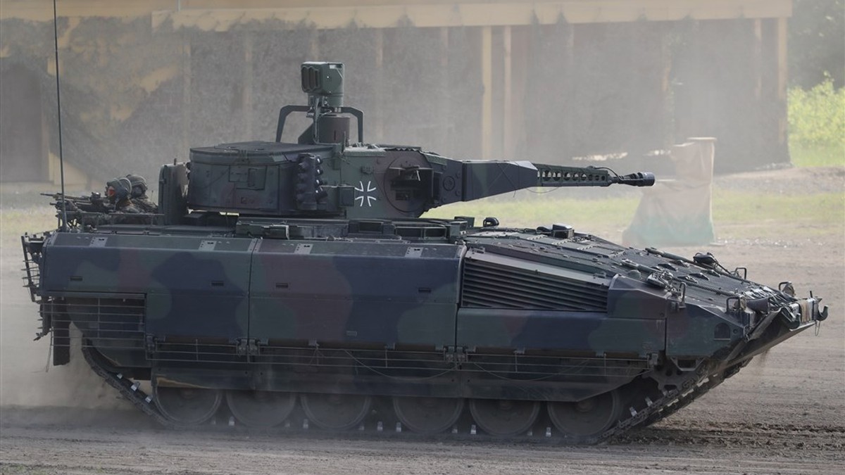 "CRKLI SU SVI TENKOVI" Zakazala nemačka Puma - najskuplje borbeno ...