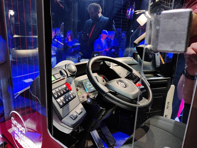 NesoBus: Pokazano polski autobus wodorowy. Będzie produkowany w Świdniku