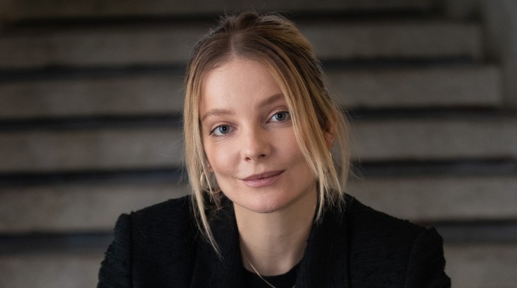 Mihalik Enikő így gratulált a férjének, miután lediplomázott a ...