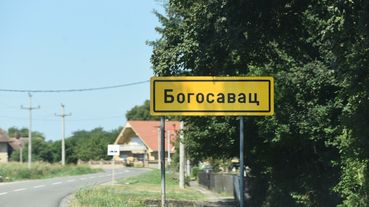 Prve slike sa mesta nesreće gde je stradala devojčica kod Šapca - Blic