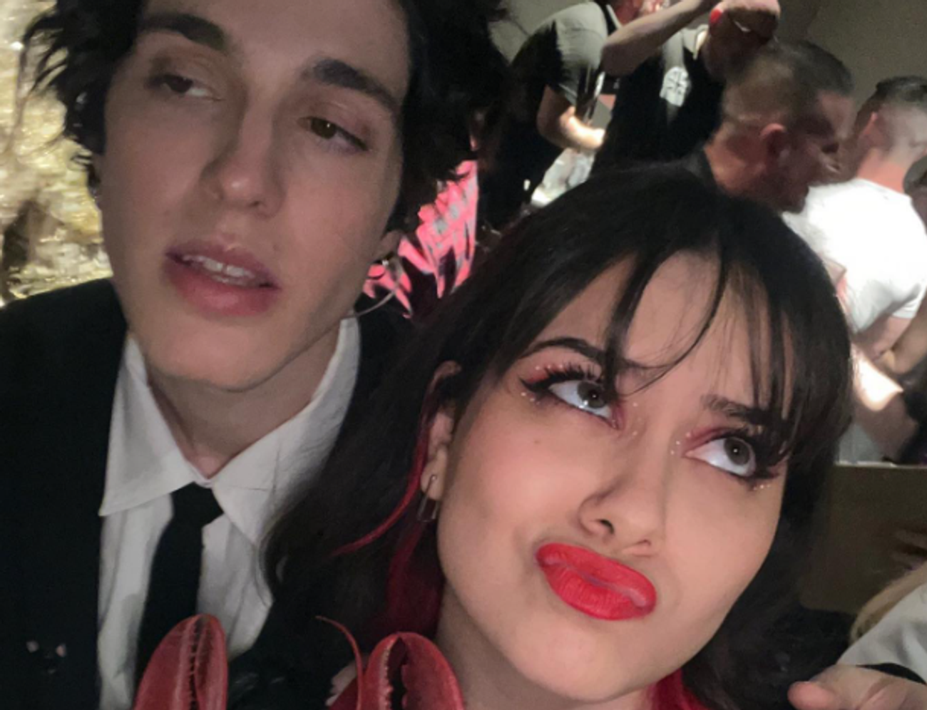 Predstavnica Austrije na Evroviziji Teodora Špirić u Londonu sa Luk ...