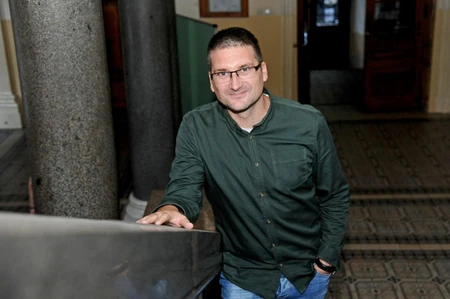 Nenad Gugl, profa koji ima svoj Jutjub kanal i još puno razloga da ga ...