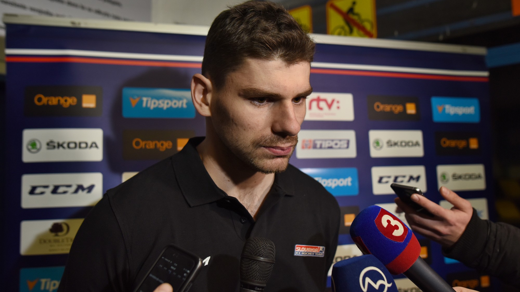 Hokejista Valach prišiel pri pôrode o manželku: Veľké gesto jeho ...