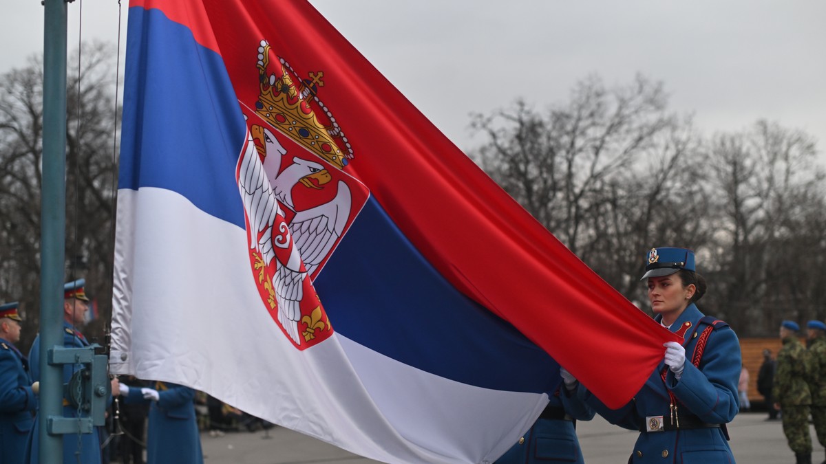 Nezvanisni sindikat policije čestitao Dan državnosti Srbije - Blic