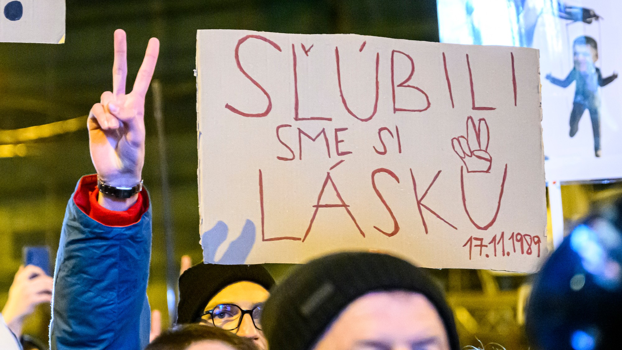 Po dlhých rokoch nie je 17. november dňom pracovného pokoja: Mnohí ...