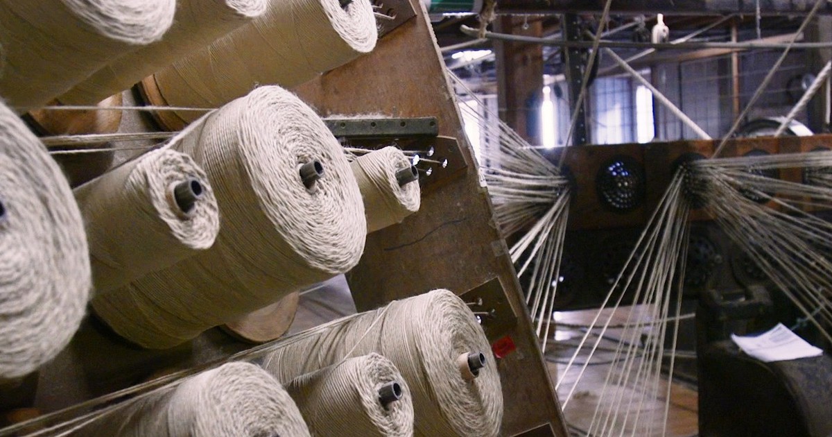 How rope is made at the only traditional working ropewalk in the world ...